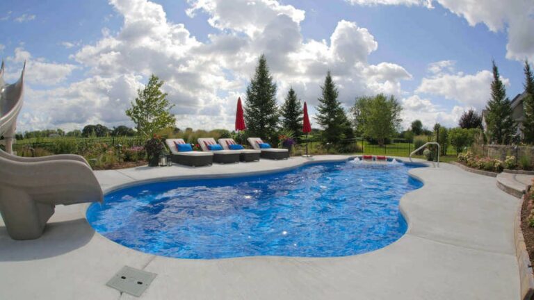 Leisure World Fiberglass Pool | Leisure World Pools and Spas